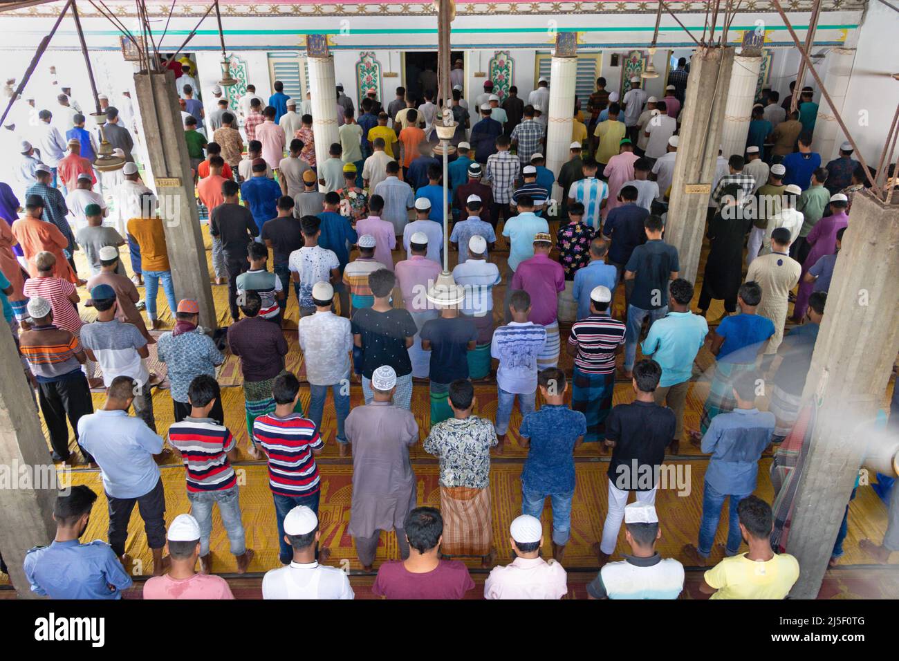 Boys praying during ramadan hi-res stock photography and images - Alamy