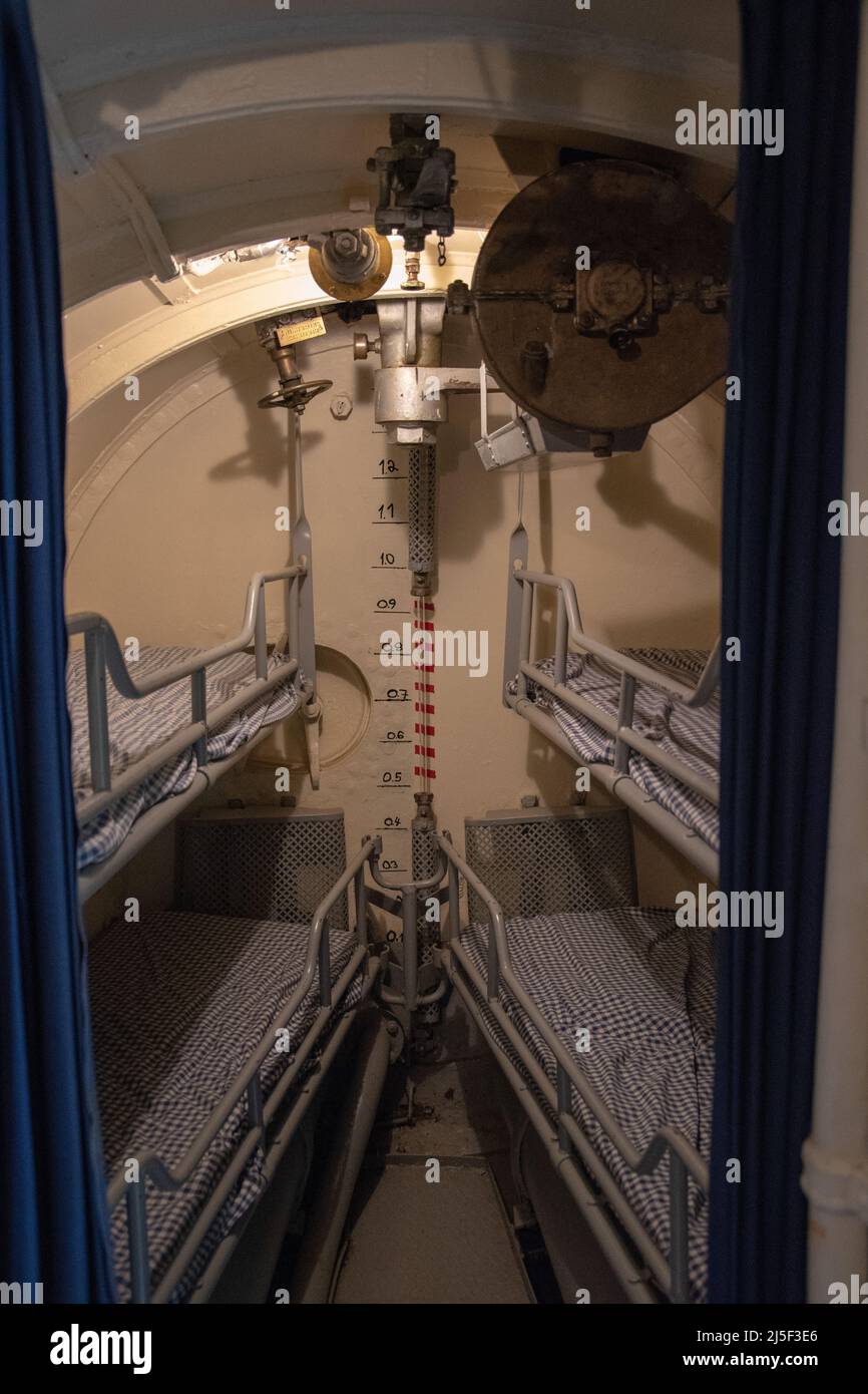 Submarine crew quarters hi-res stock photography and images - Alamy