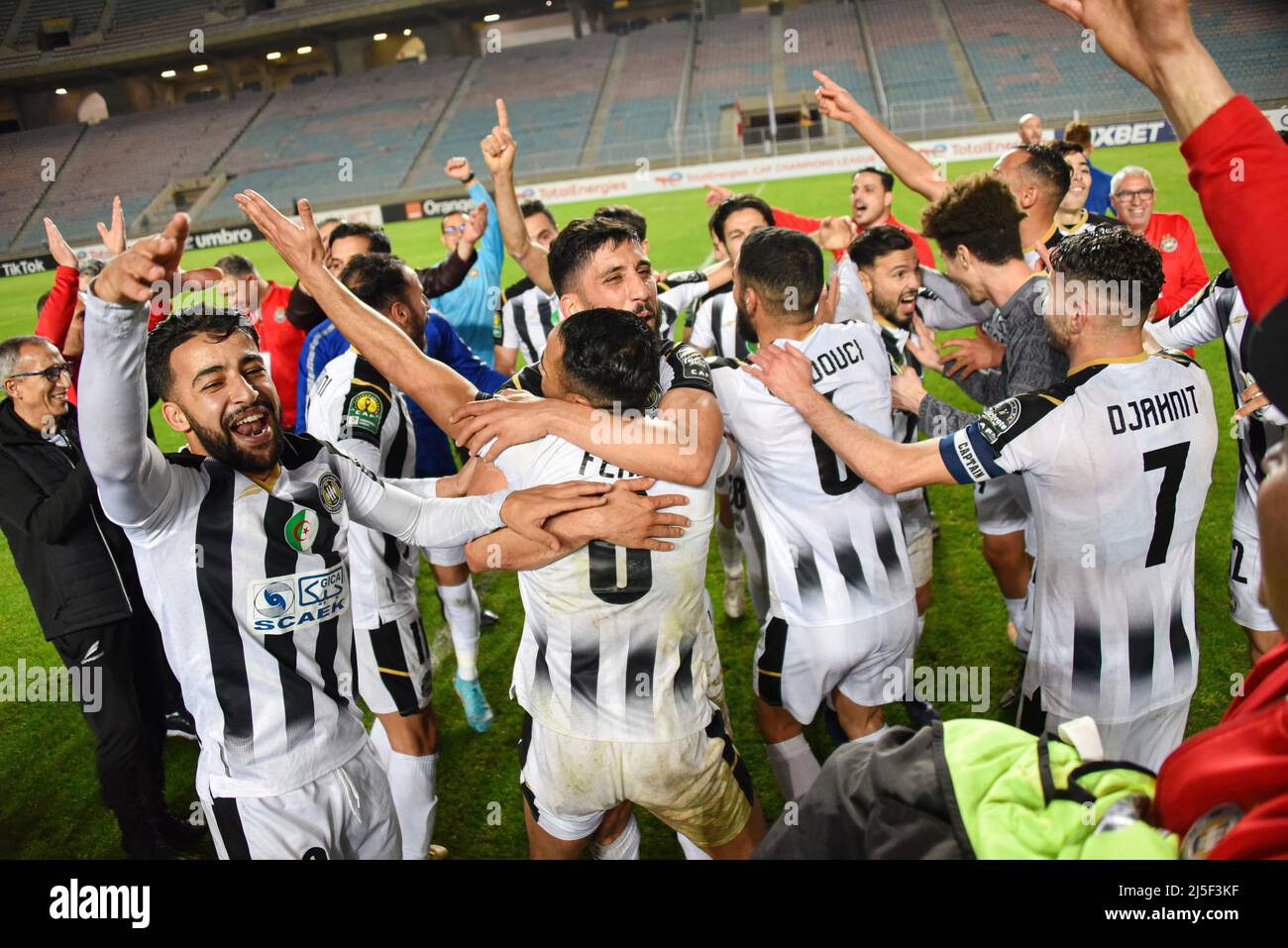 Caf champions league soccer match hi-res stock photography and images ...