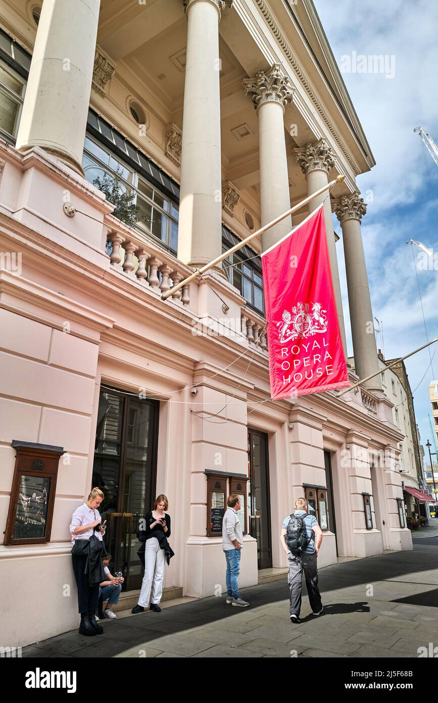 Front facade on the Royal Opera House, Bow Street, Covent Garden ...