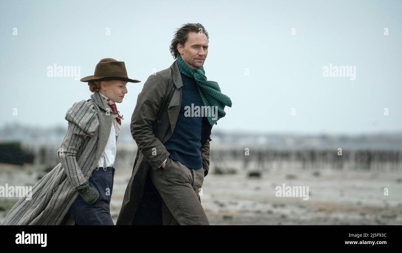 CLAIRE DANES and TOM HIDDLESTON in THE ESSEX SERPENT (2022), directed ...