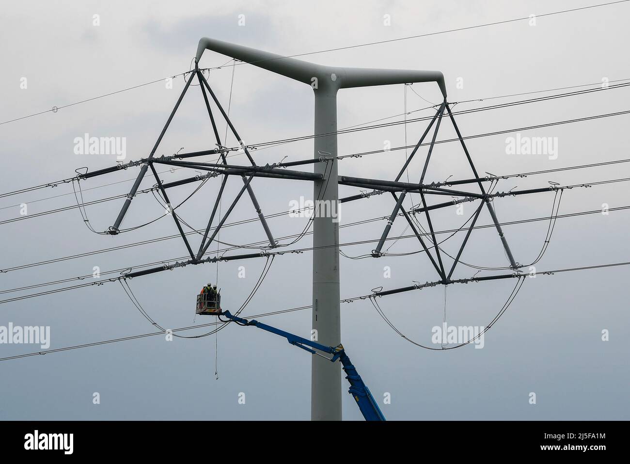 T pylon hinkley hi-res stock photography and images - Alamy