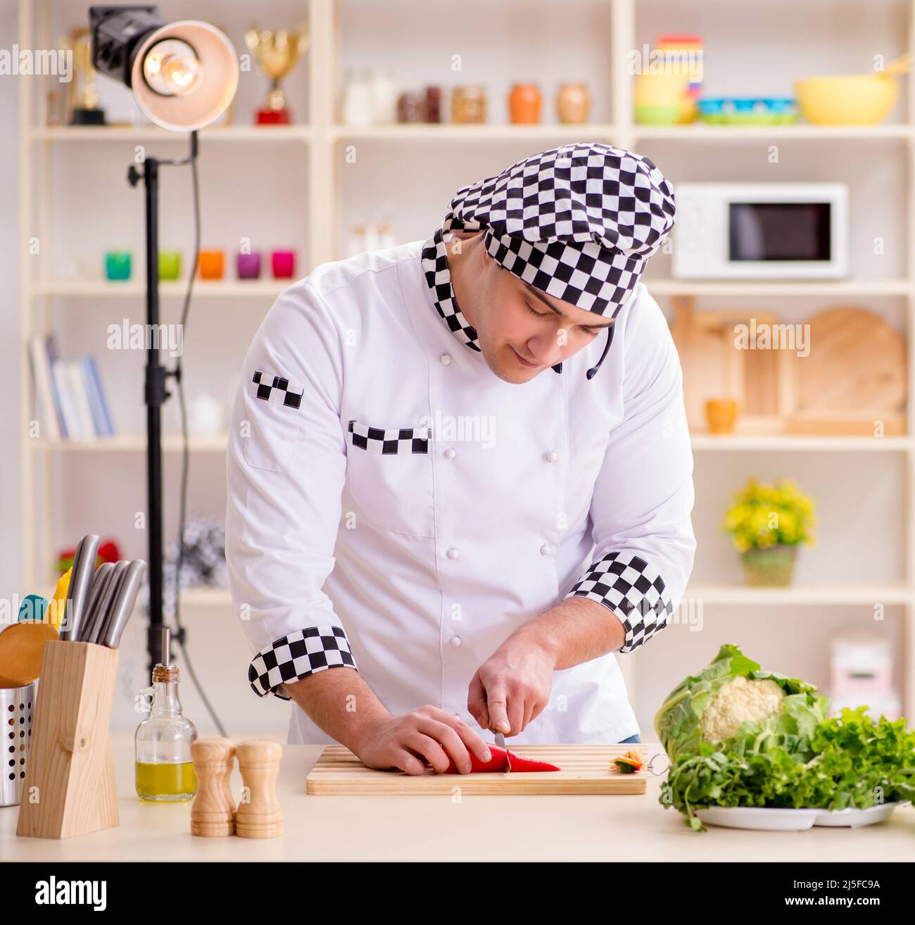 The food cooking tv show in the studio Stock Photo - Alamy