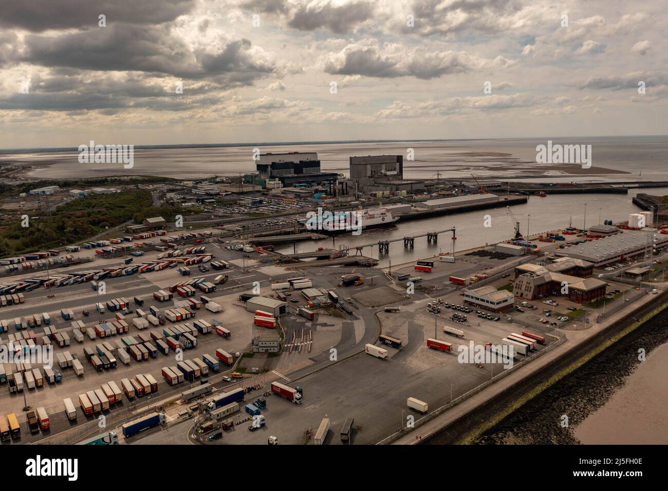 Heysham 1 power station hi-res stock photography and images - Alamy