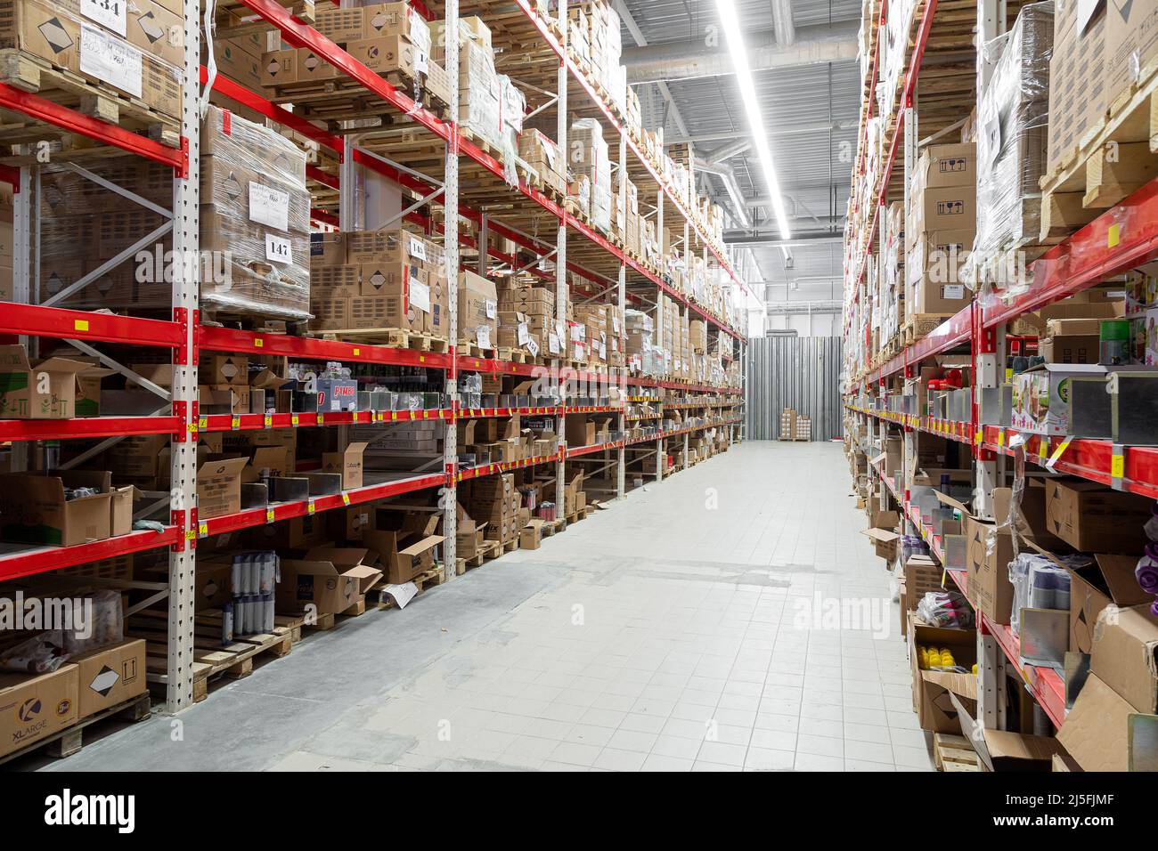 Large urban warehouse center logistics hi-res stock photography and ...