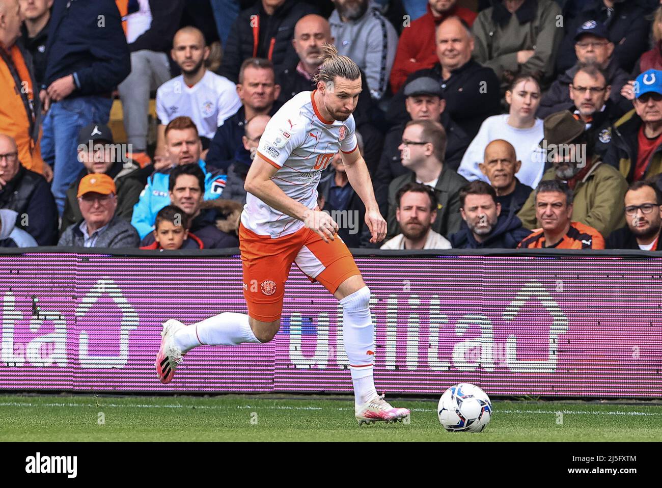 James Husband #3 of Blackpool breaks with the ball Stock Photo - Alamy