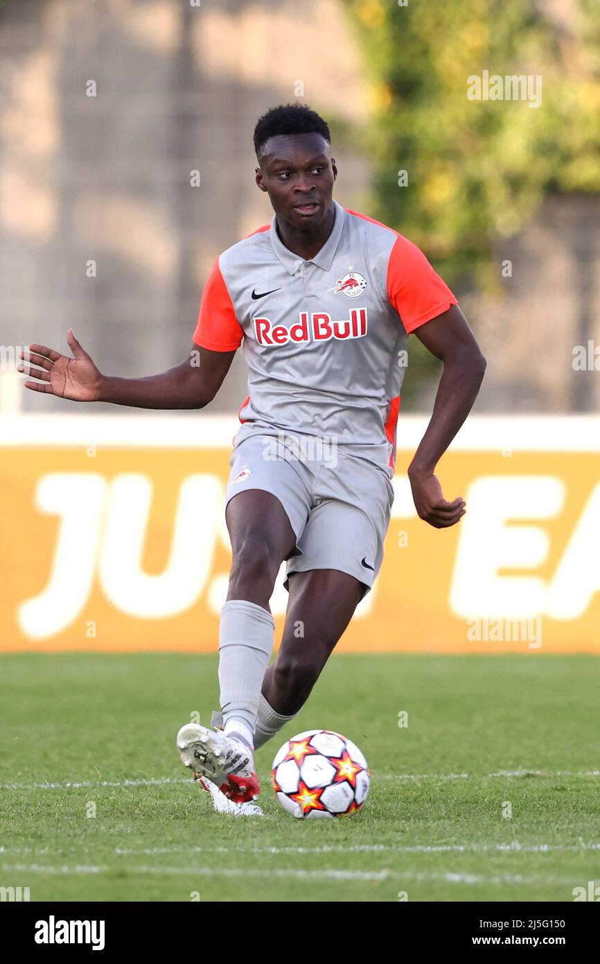 Nyon, Switzerland, 22nd April 2022. Samson Baidoo of Salzburg during ...