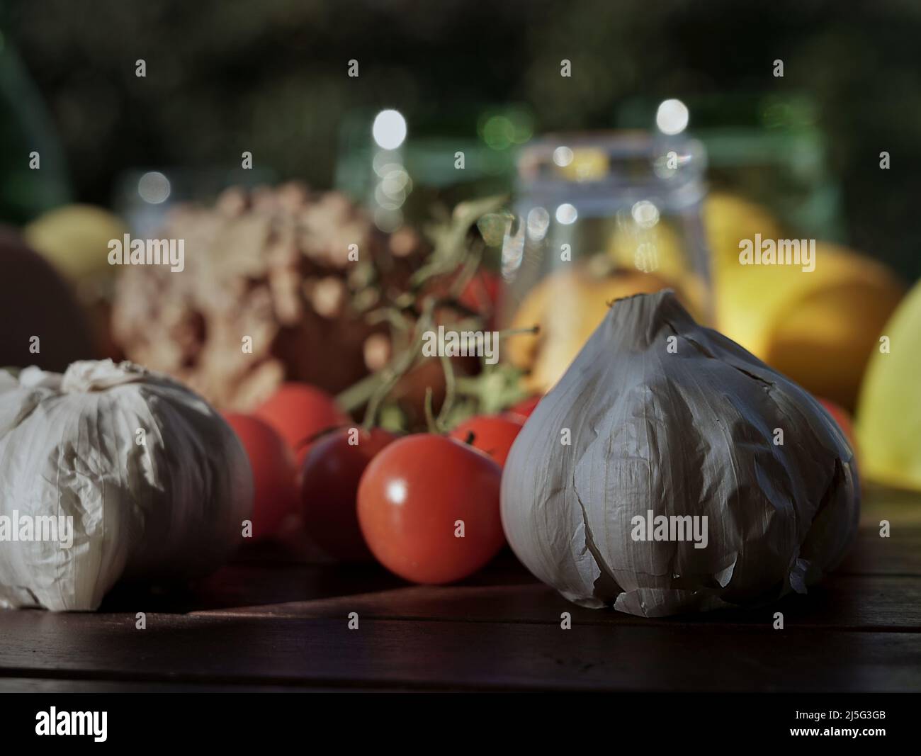 Garlic & Co Stock Photo - Alamy