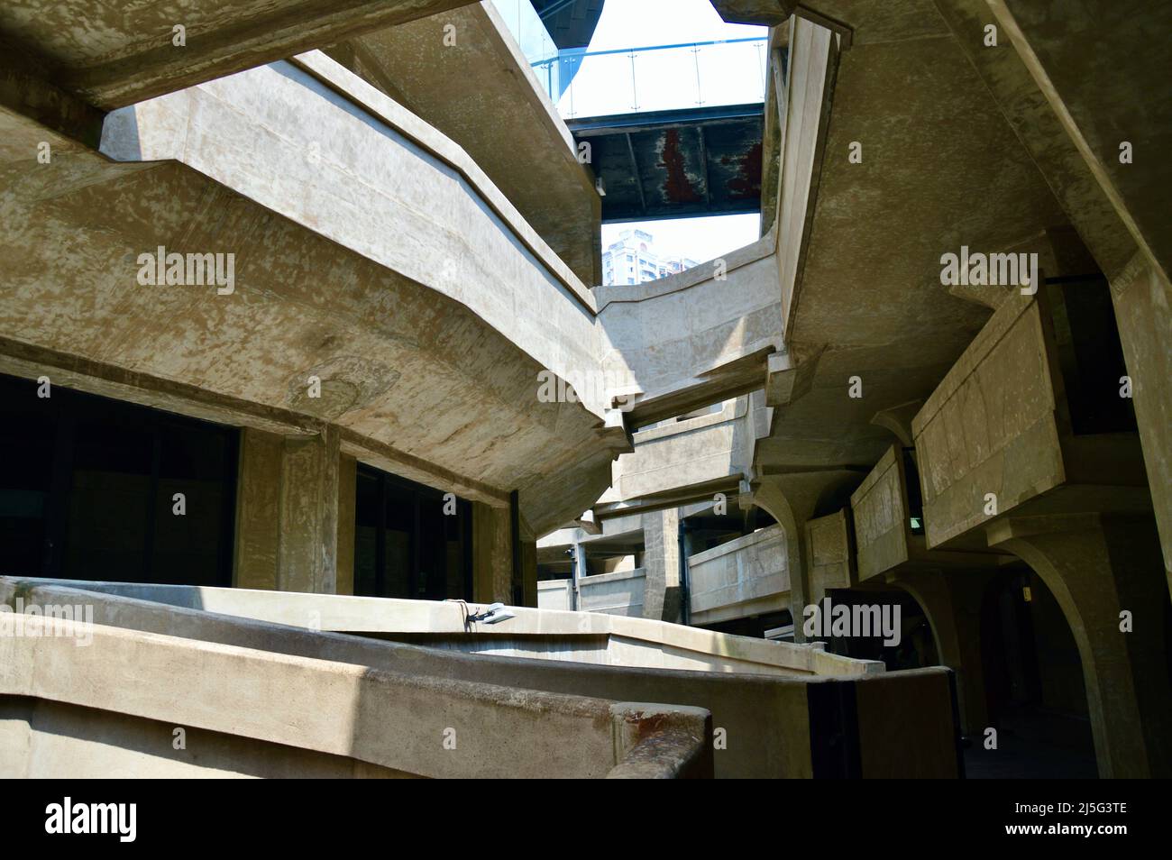 1933 Laochangfang - Altes Schlachthaus Shanghai Stock Photo - Alamy