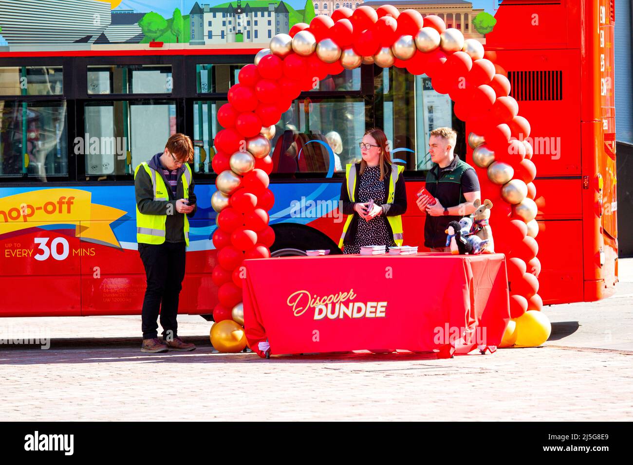 Xplore dundee bus hi-res stock photography and images - Alamy