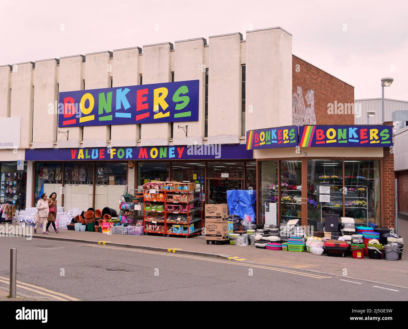 Big name stores hi-res stock photography and images - Alamy