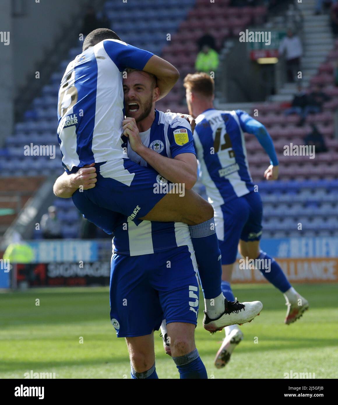 Sky bet efl league one champions hi-res stock photography and images ...