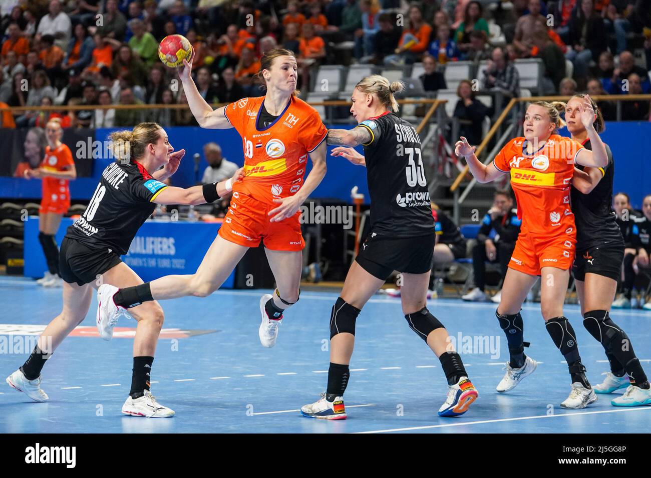 Mia ball hi-res stock photography and images - Alamy