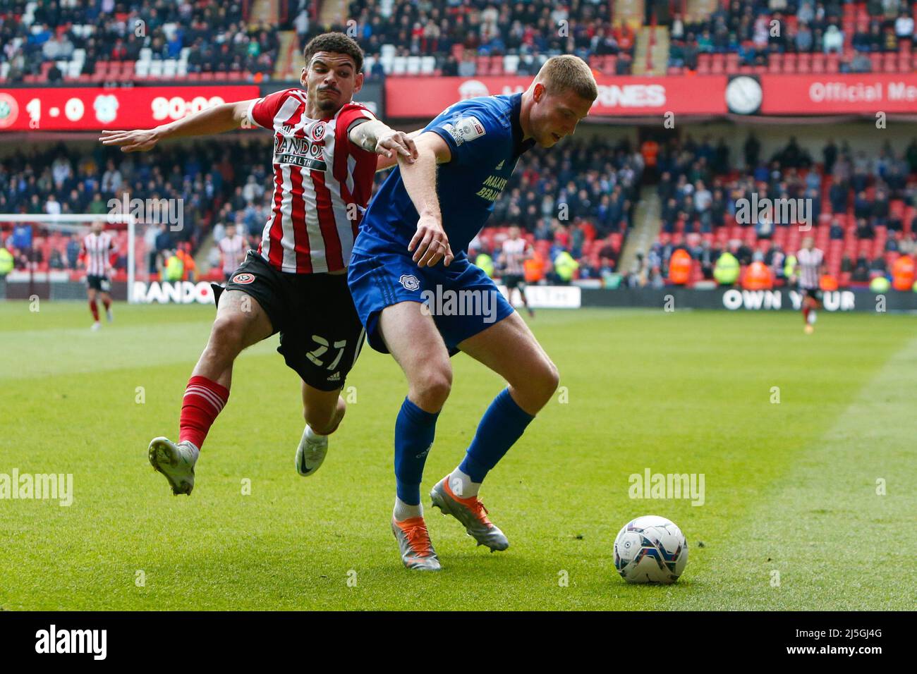 Morgan Gibbs-White #27 of Sheffield United and Mark McGuinness #2 of ...