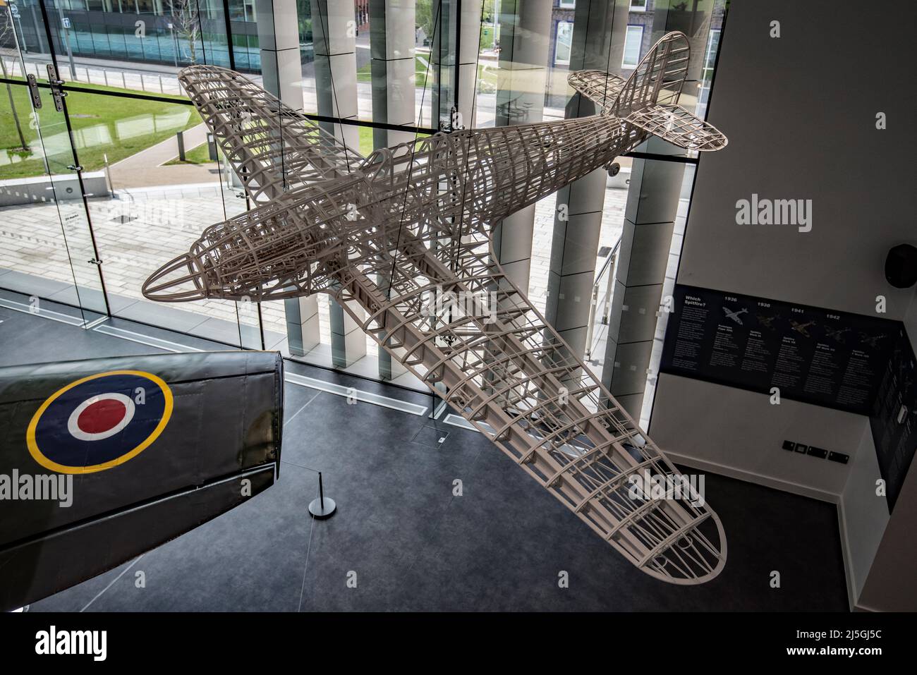 The Potteries Museum & Art Gallery in the cultural quarter of Stoke On ...