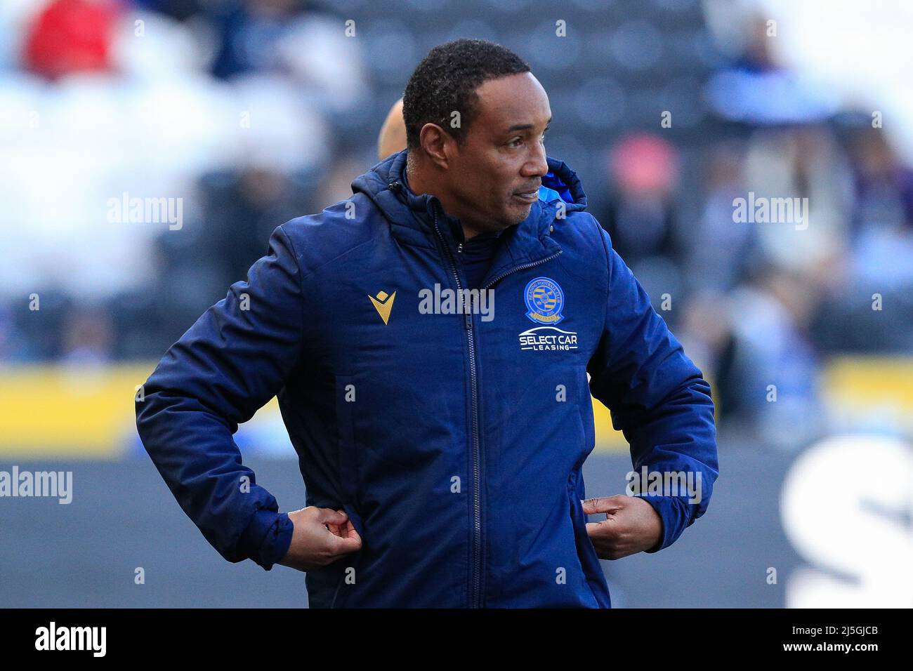 Paul ince reading hi-res stock photography and images - Alamy
