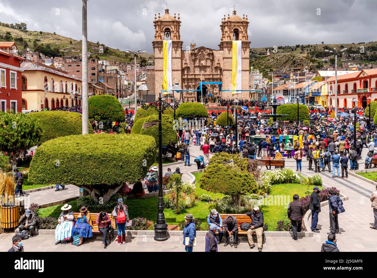 Catedral de puno hi-res stock photography and images - Alamy