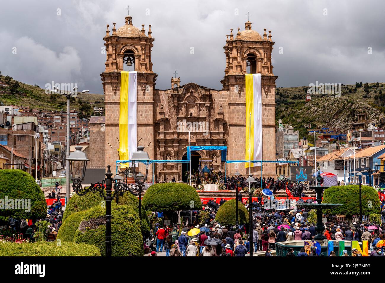 Catedral de puno hi-res stock photography and images - Alamy