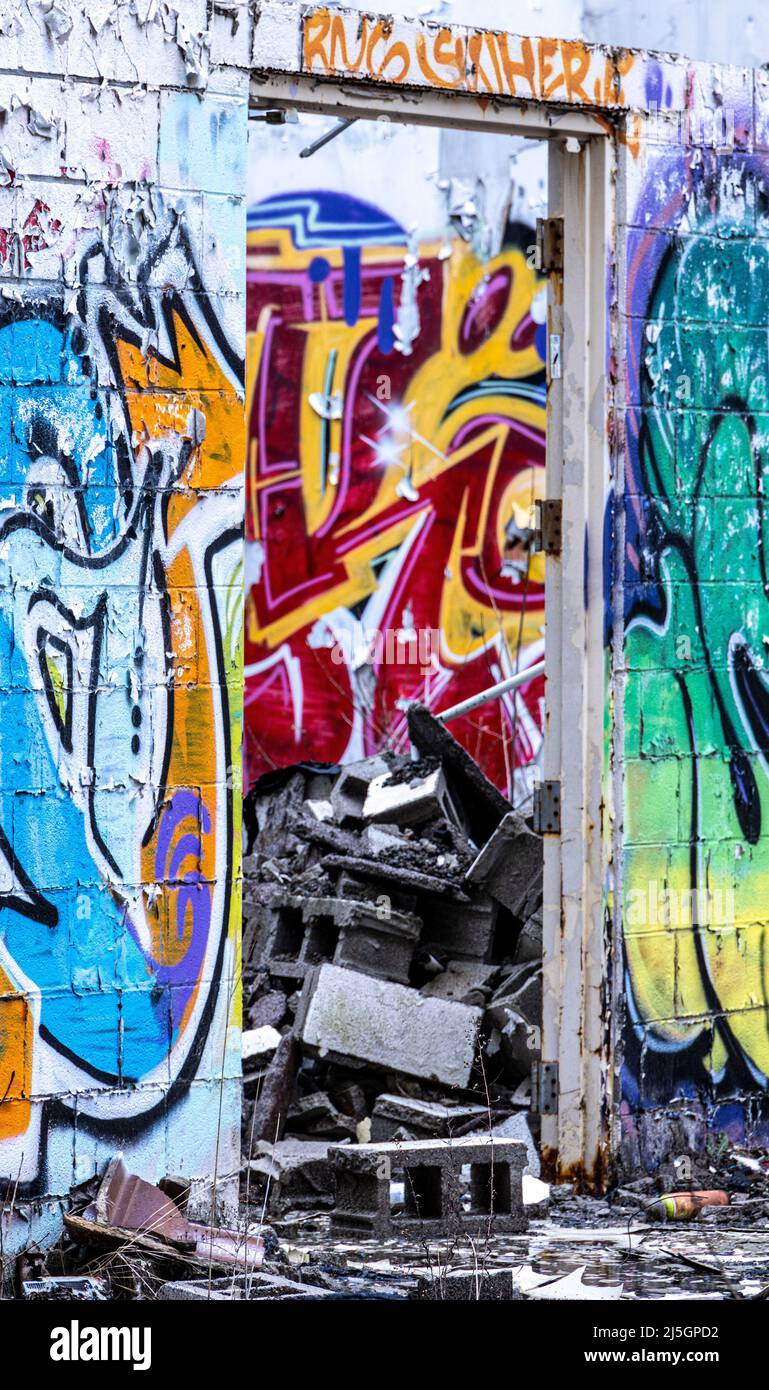 abandoned Plymouth Road Office Complex, formerly AMC engineering ...