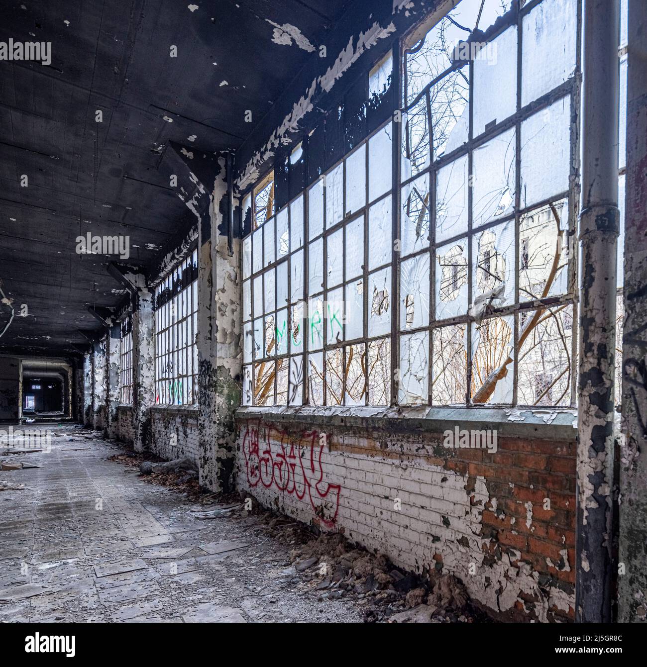 abandoned Plymouth Road Office Complex, formerly AMC engineering ...