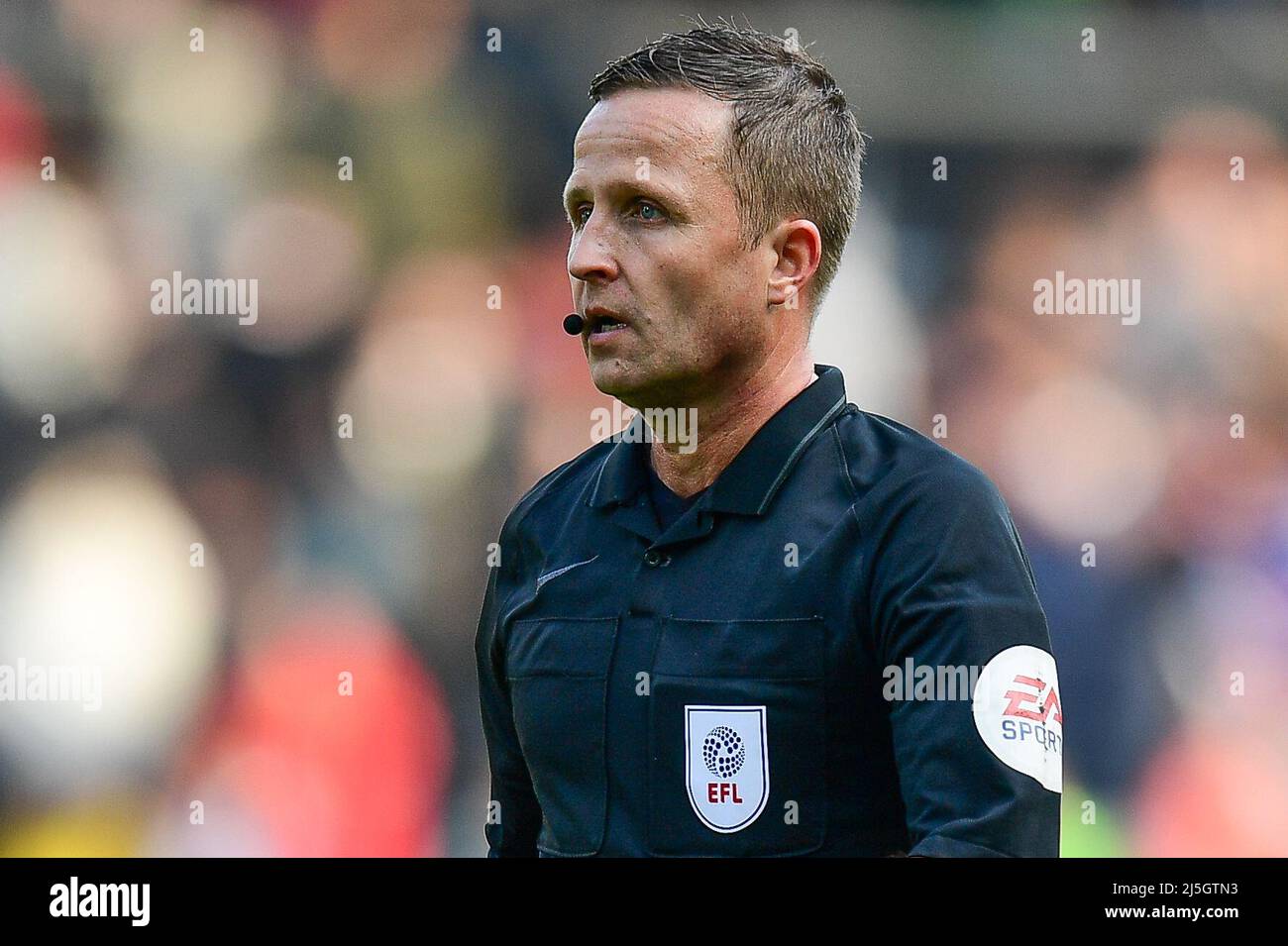 referee David Webb, during the game Stock Photo - Alamy