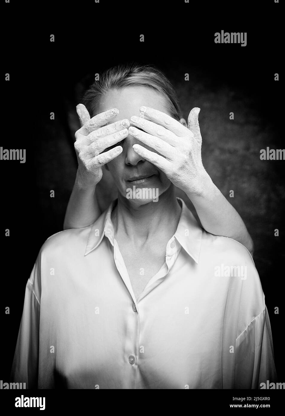 hands that do not let us see Stock Photo - Alamy