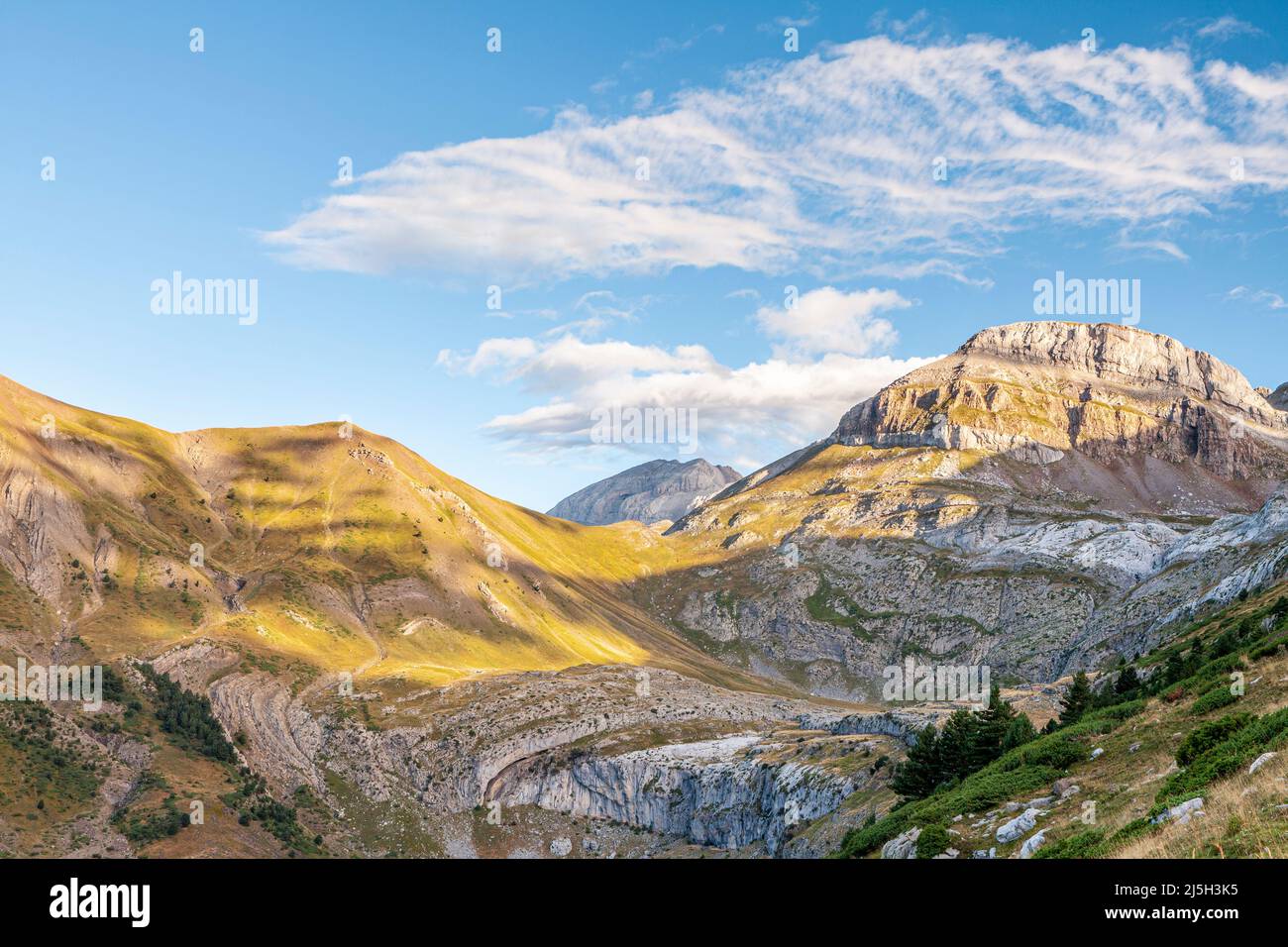 Valle de aisa hi-res stock photography and images - Alamy