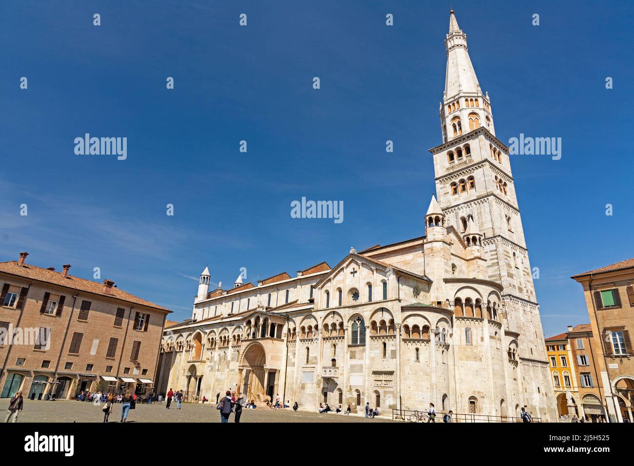 cathedral in Modena Stock Photo - Alamy