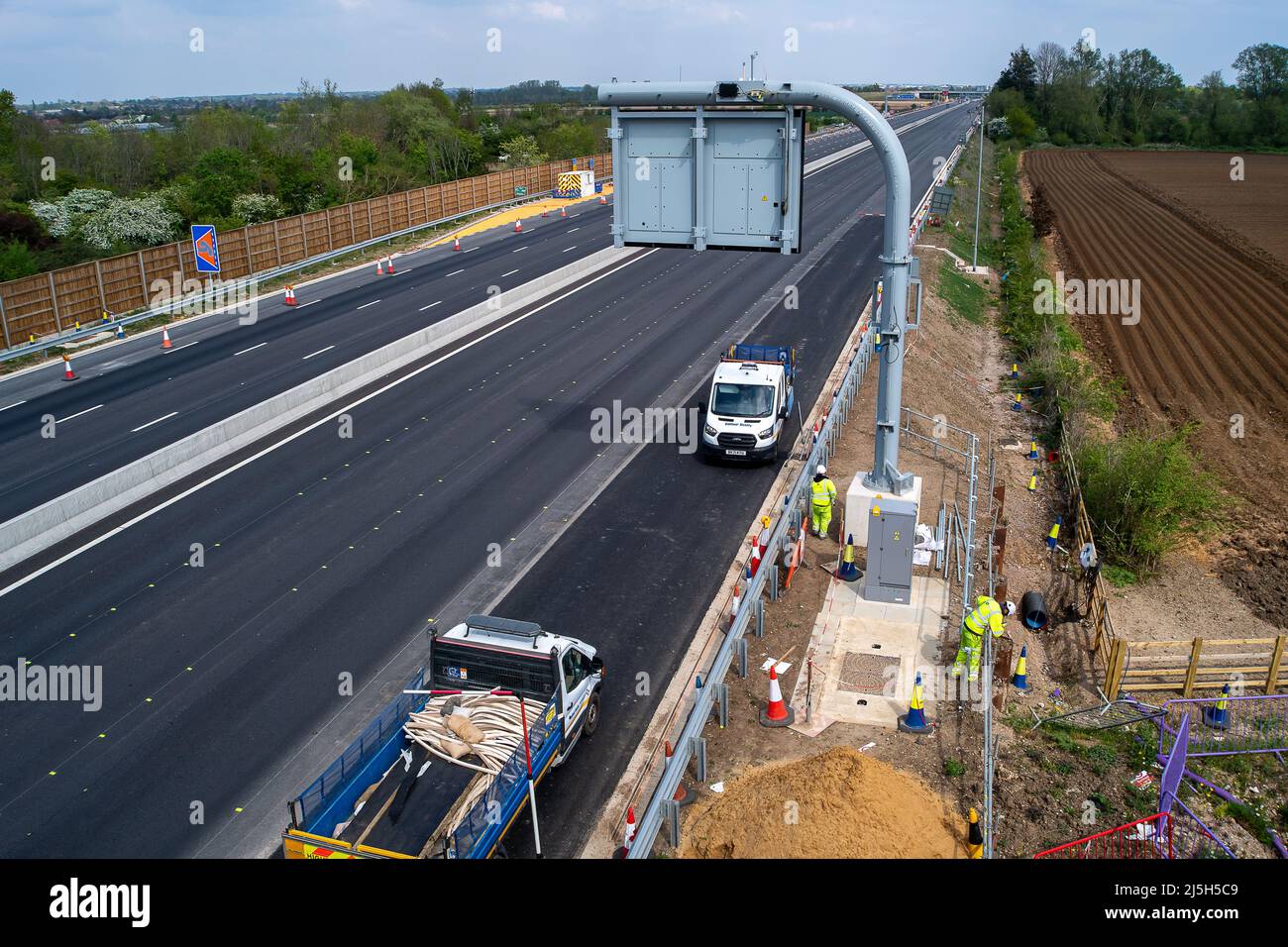Smart motorway congestion hard shoulder hi-res stock photography and ...