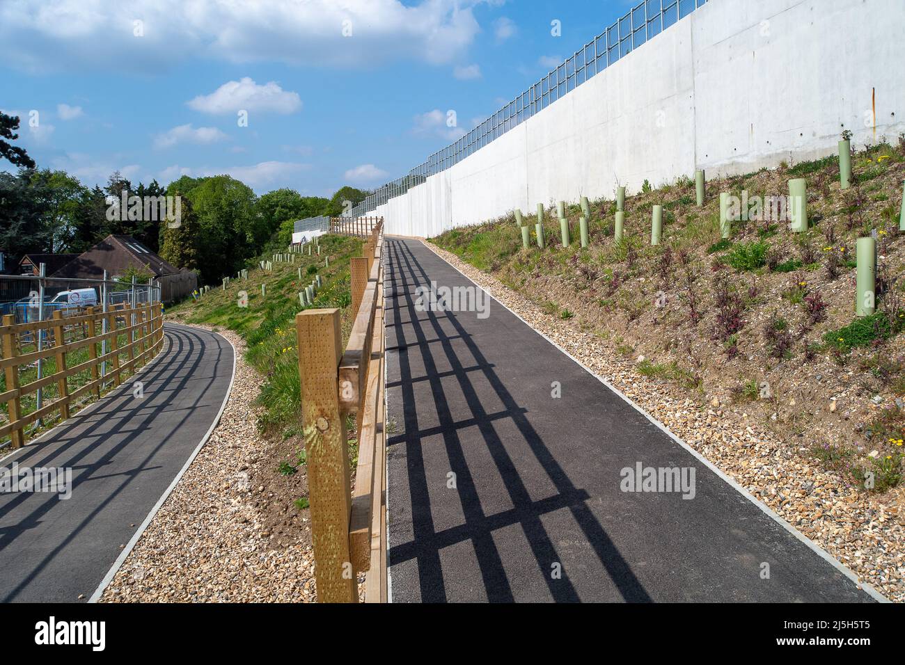Dorney Reach, Buckinghamshire, UK. 23rd April, 2022. The pretty village ...