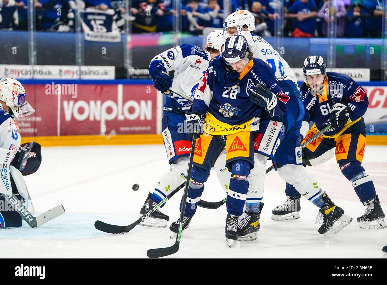 23.04.2022, Zug, Bossard Arena, Swiss National League Final Game 3: EV ...
