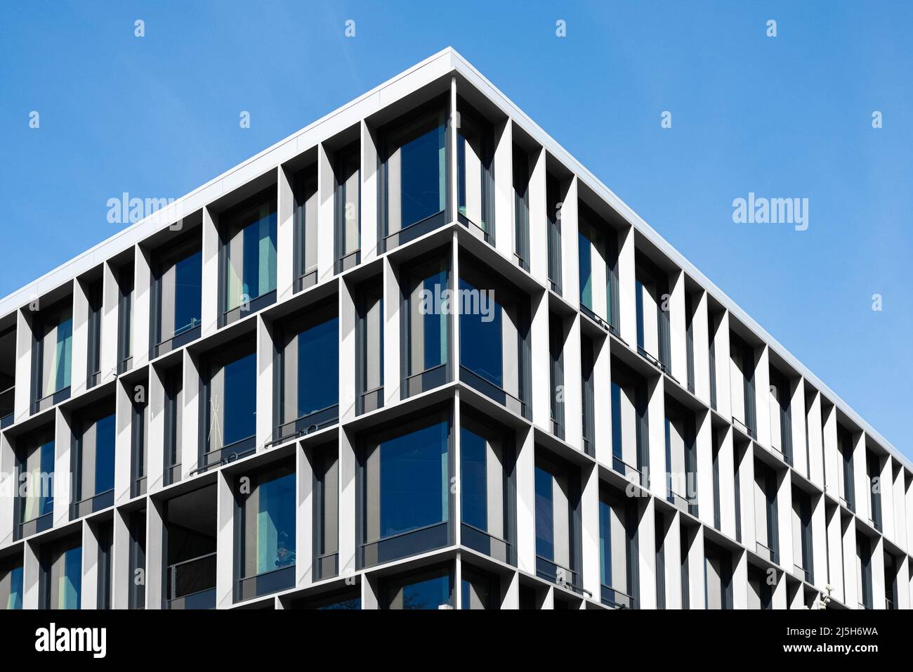 modern office building facade, corporate real estate exterior Stock Photo - Alamy