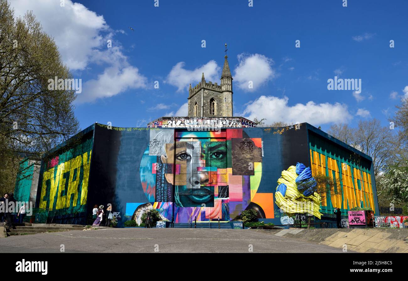 Former norwich union building hi-res stock photography and images - Alamy