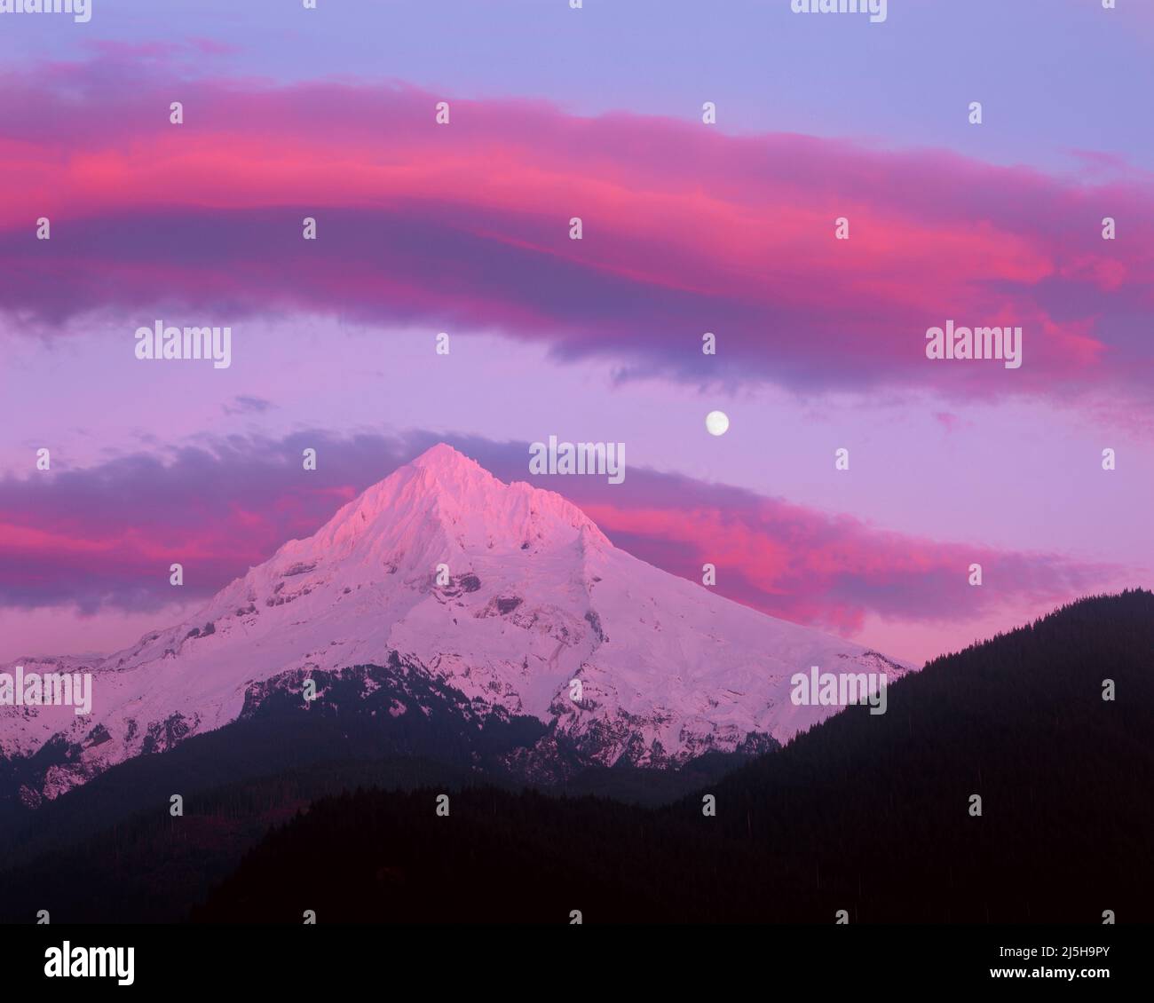 Oregon sunset cascade range hi-res stock photography and images - Alamy