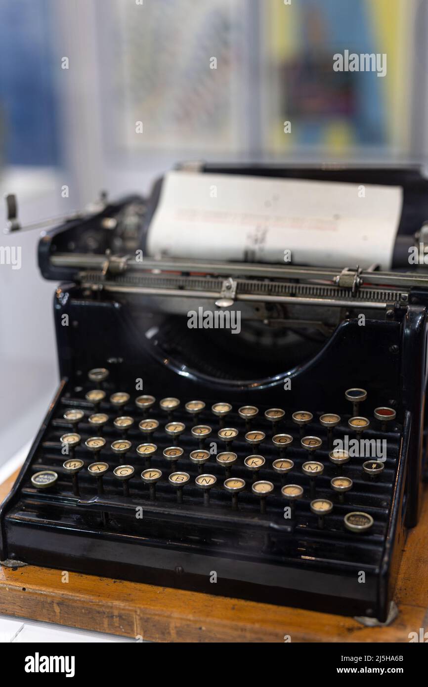 Old Black Mechanical Typewriter Kept in Good Condition Stock Photo - Alamy
