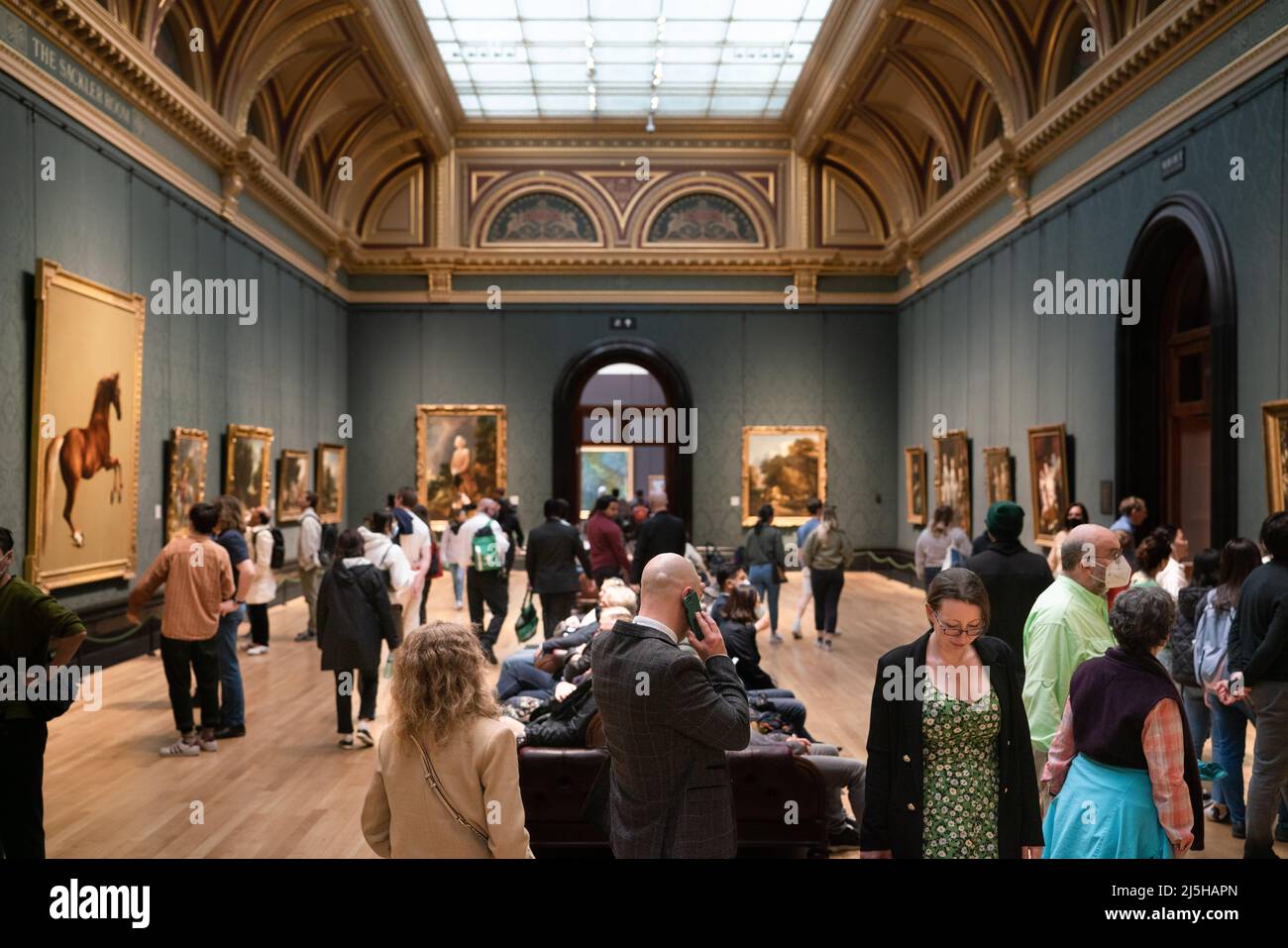 The national gallery london interior hi-res stock photography and ...