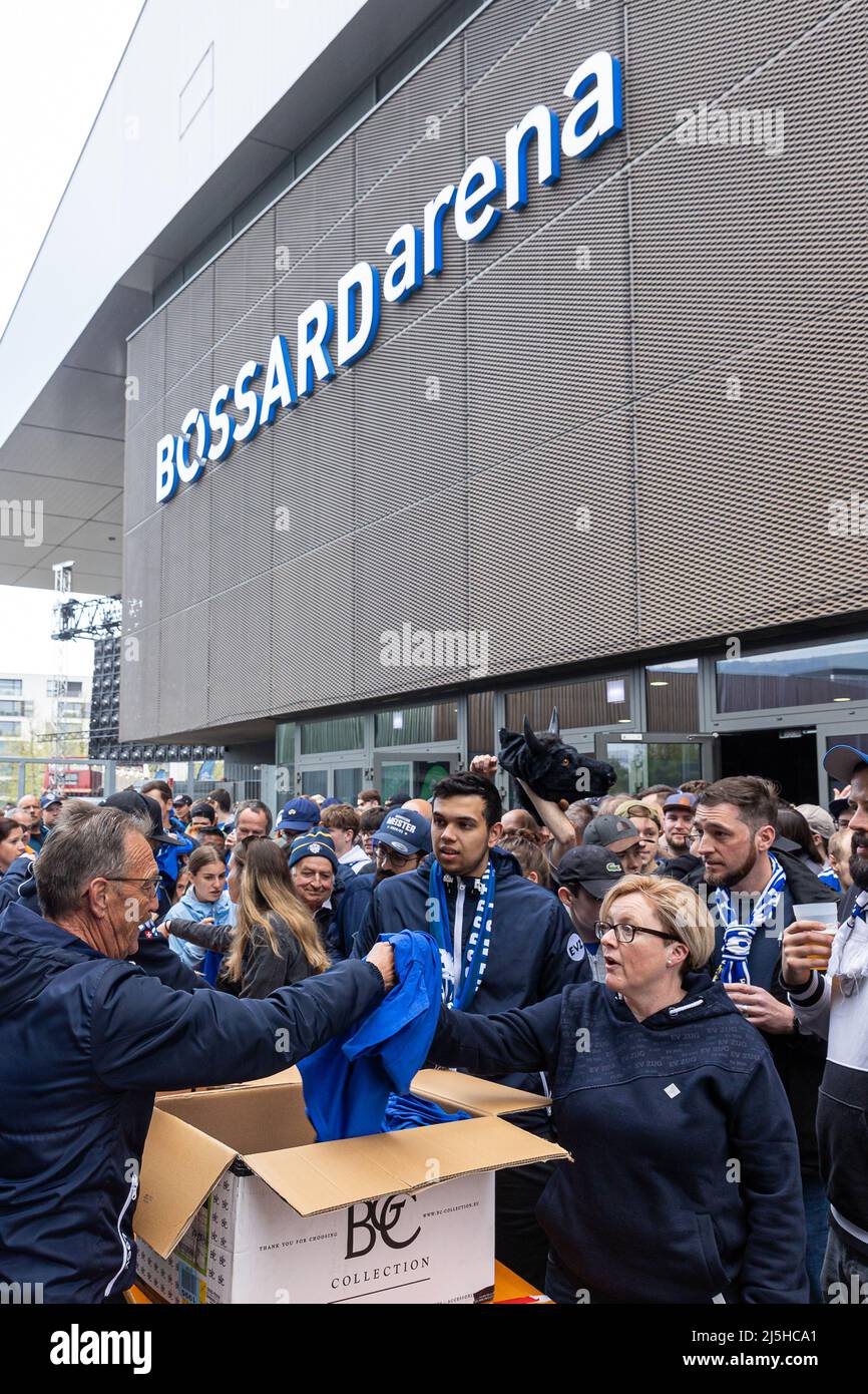 Blue final t-shirts will be distributed to fans on behalf of Herti ...