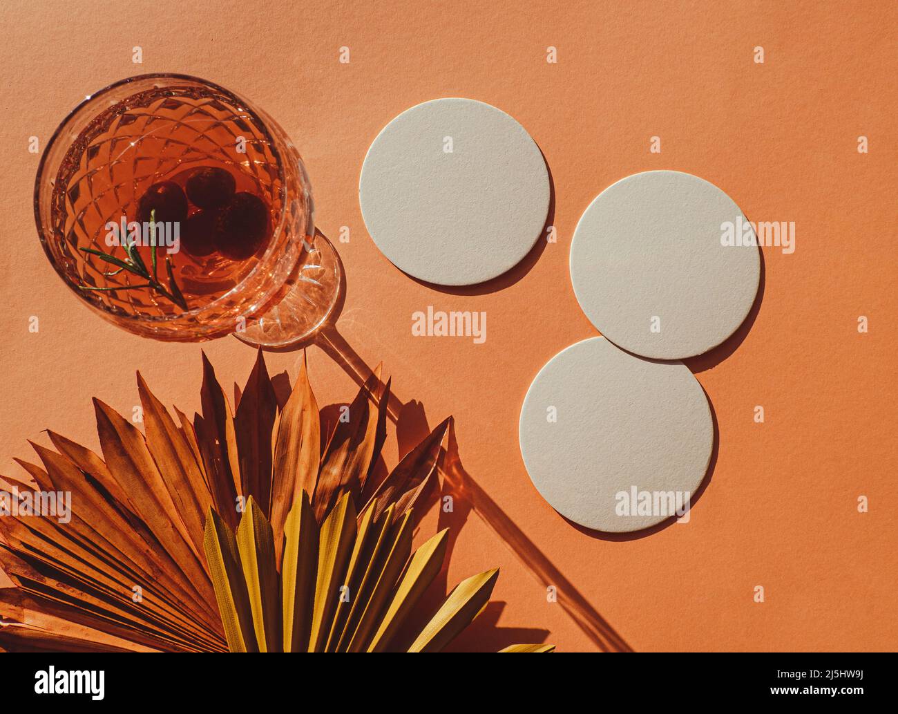 Blank paper beach hi-res stock photography and images - Alamy