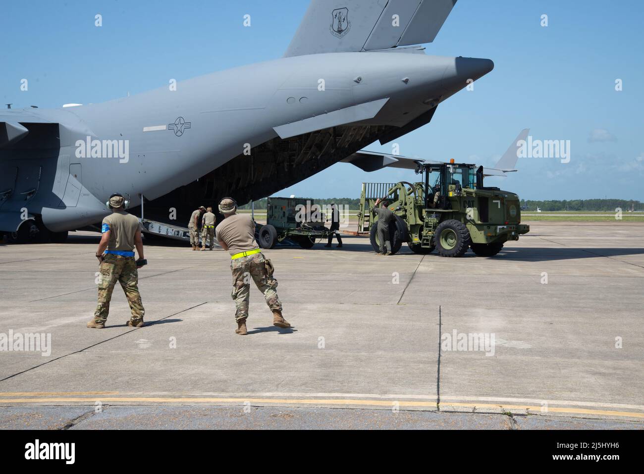 U.S. Airmen of the 156th Contingency Response Group, Puerto Rico Air ...