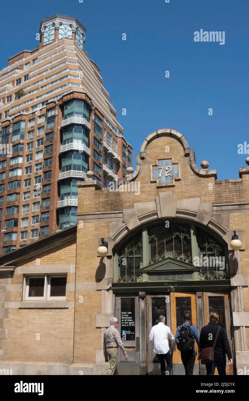 The Alexandria is a luxury condominium building located on the Upper ...