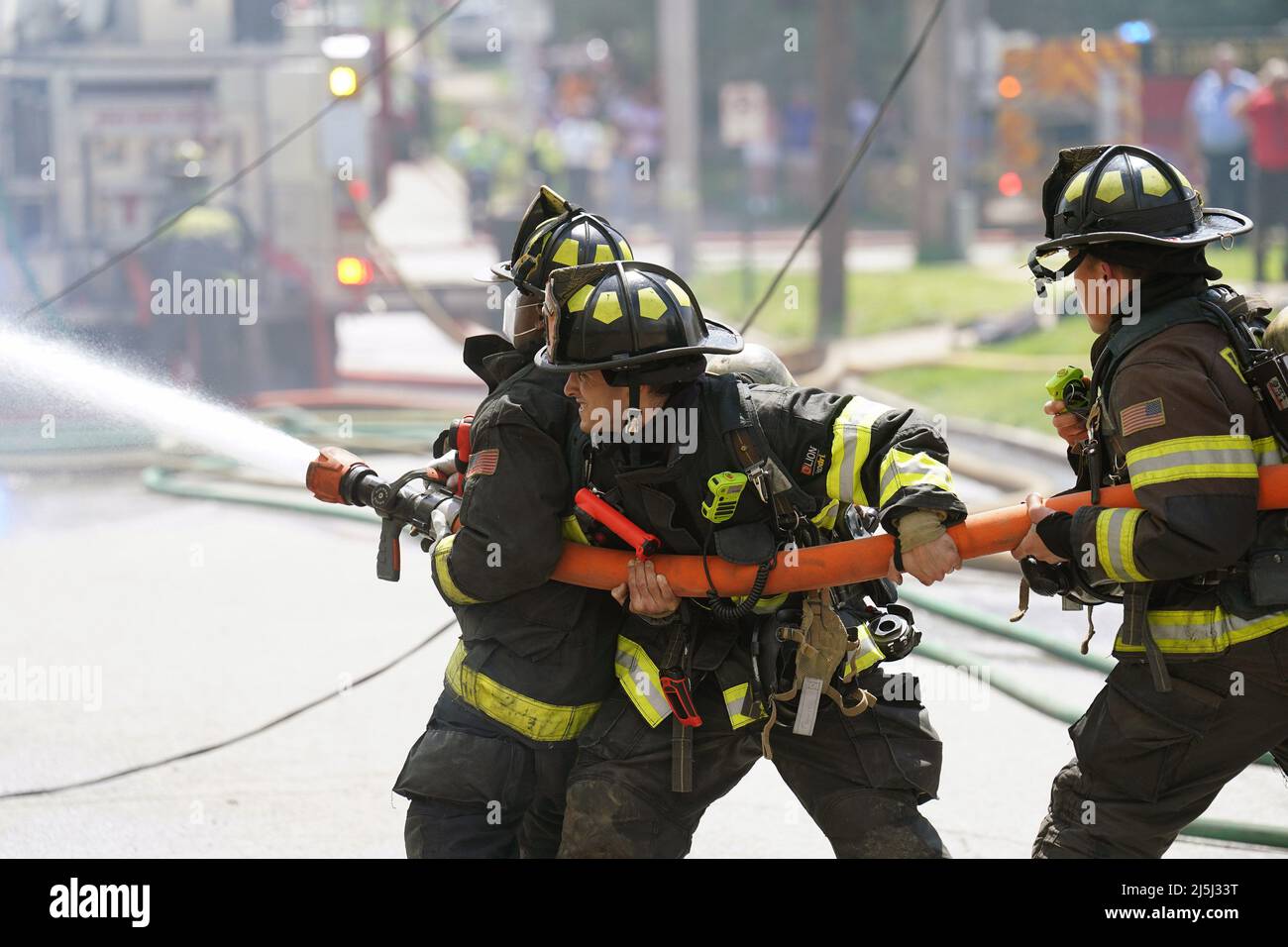 St. Louis, United States. 23rd Apr, 2022. St. Louis firefighters ...