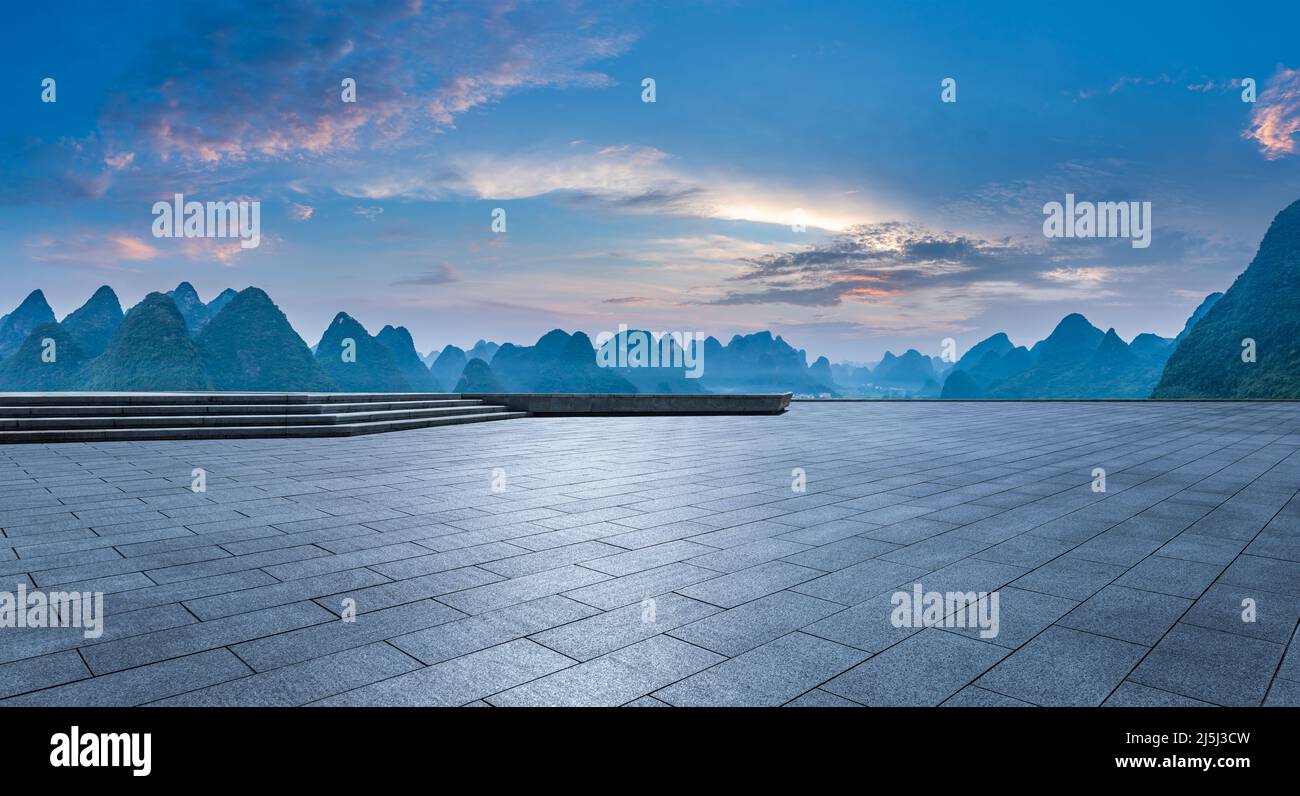 Guilin scenery hi-res stock photography and images - Alamy