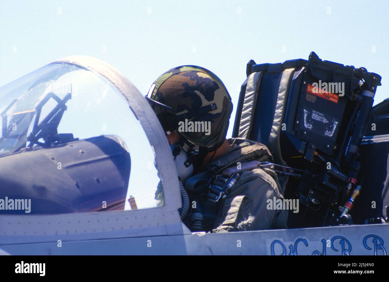 United States Marine Aviator starting F/A-18D Hornet Stock Photo - Alamy