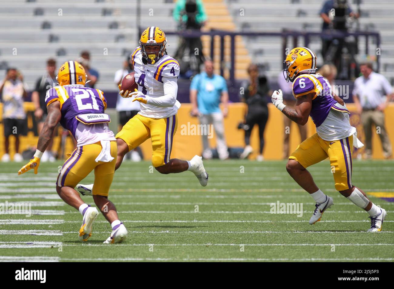 Derrick l hi-res stock photography and images - Alamy