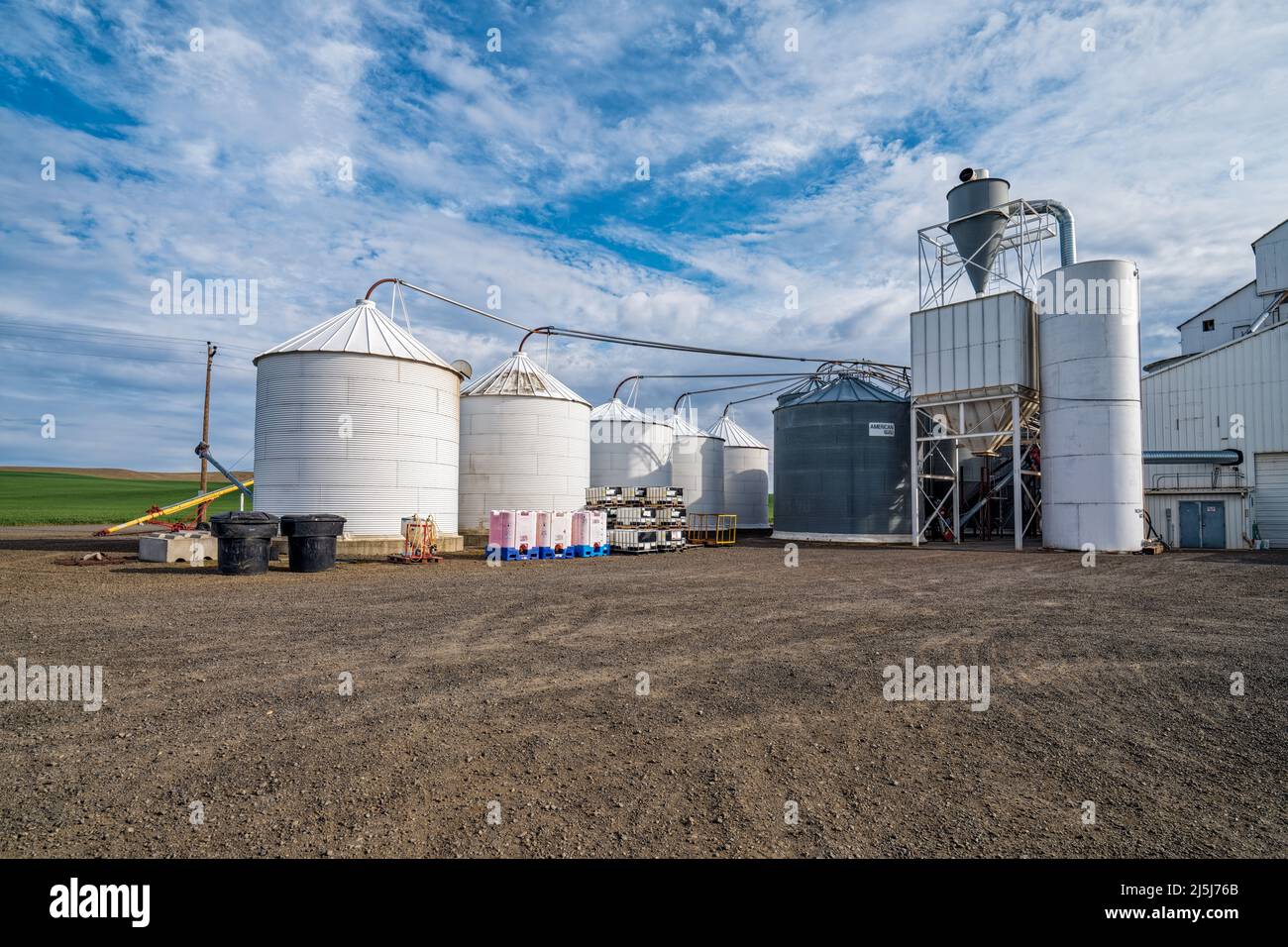 Seed storage facility hi-res stock photography and images - Alamy