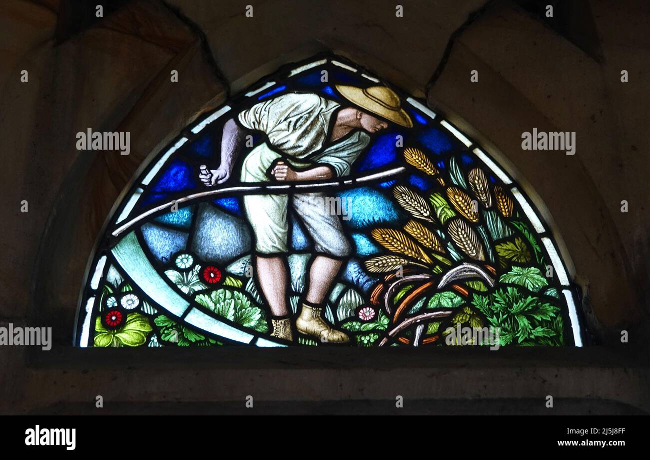 Stained glass worker antique hi-res stock photography and images - Alamy