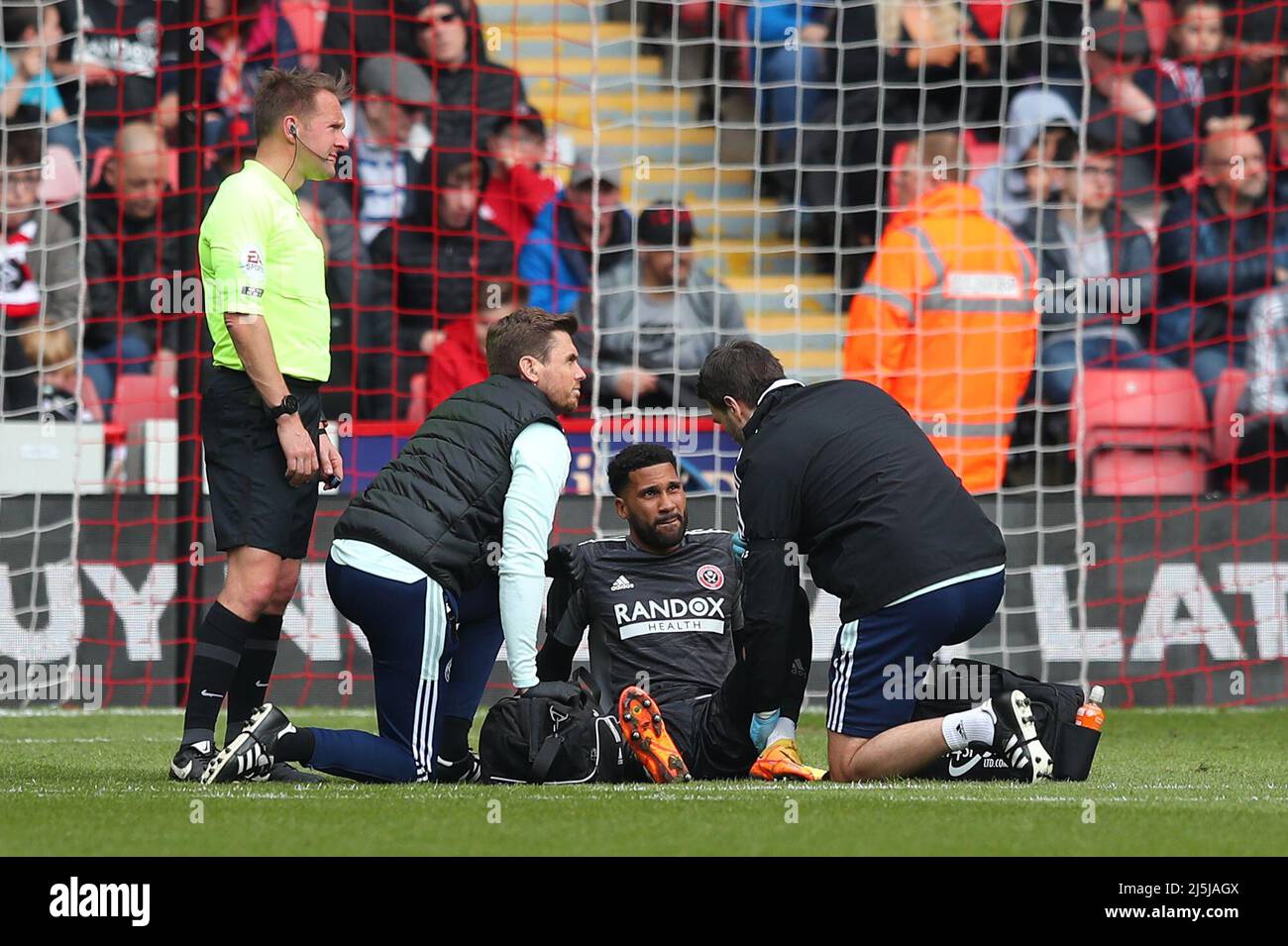 Sheffield, England, 23rd April 2022. Wes Foderingham of Sheffield Utd ...