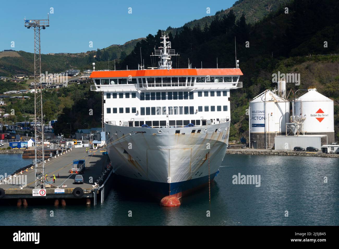 "Kaiarahi", Interislander Cook Strait ferry, Picton, Marlborough Sounds ...