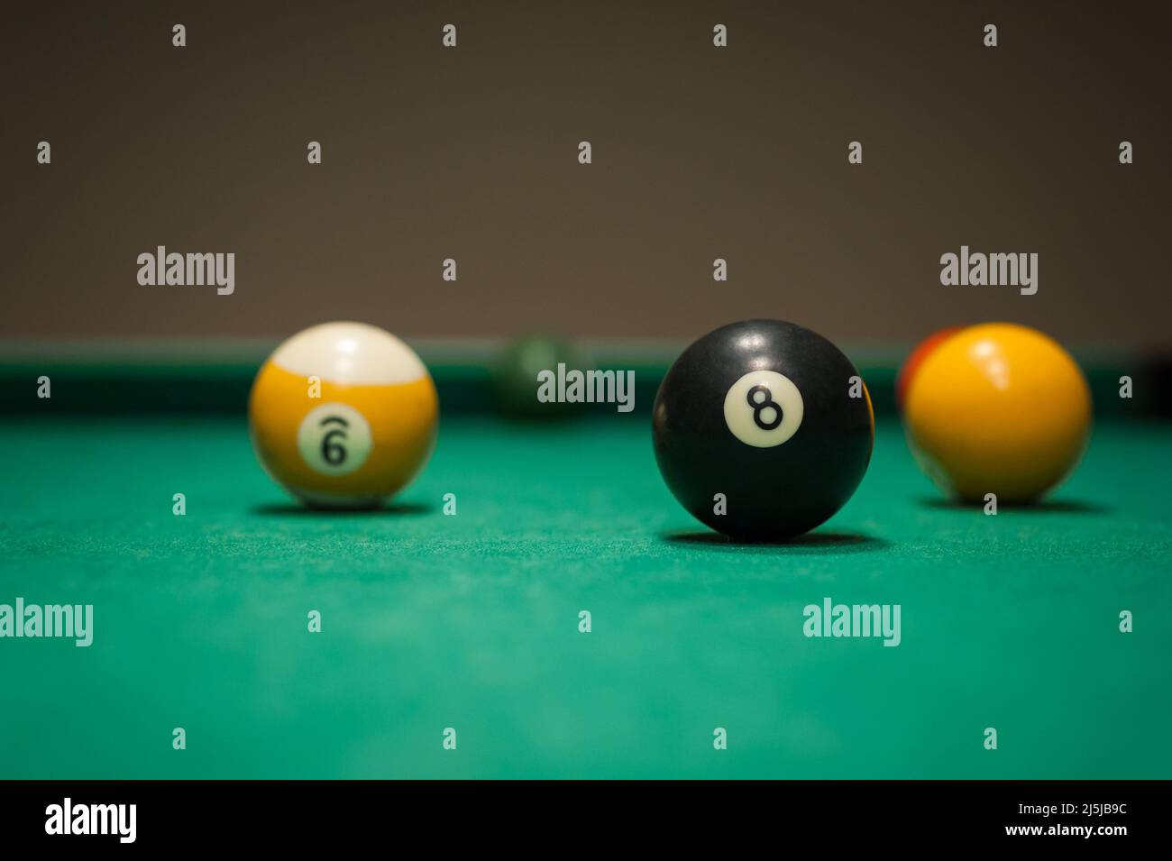 Snooker triangle hi-res stock photography and images - Alamy