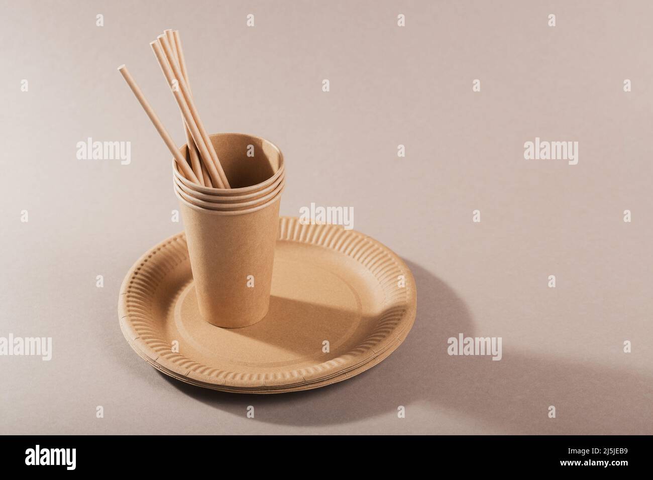 Eco-friendly disposable utensils made of craft paper Stock Photo - Alamy